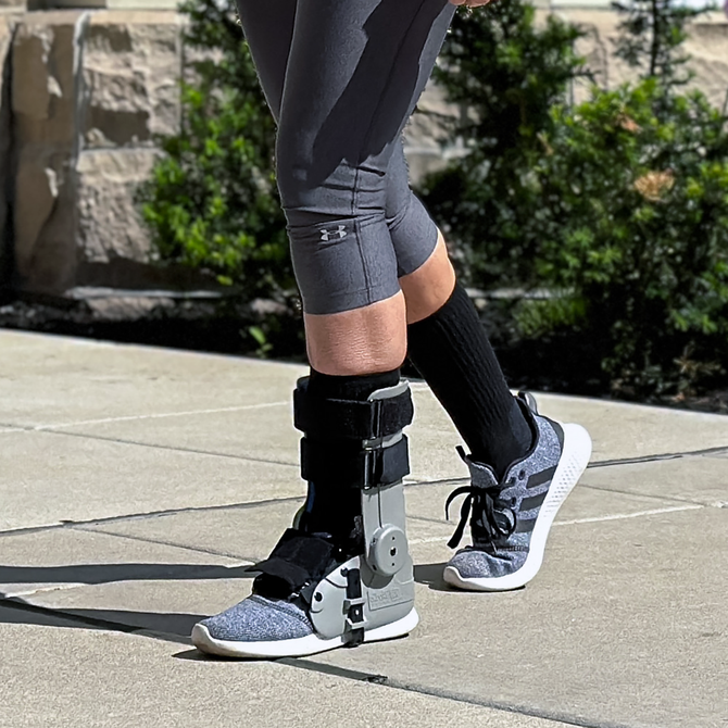 How to Treat Anterior Tibial Tendon Reconstruction Recovery – TayCo Brace