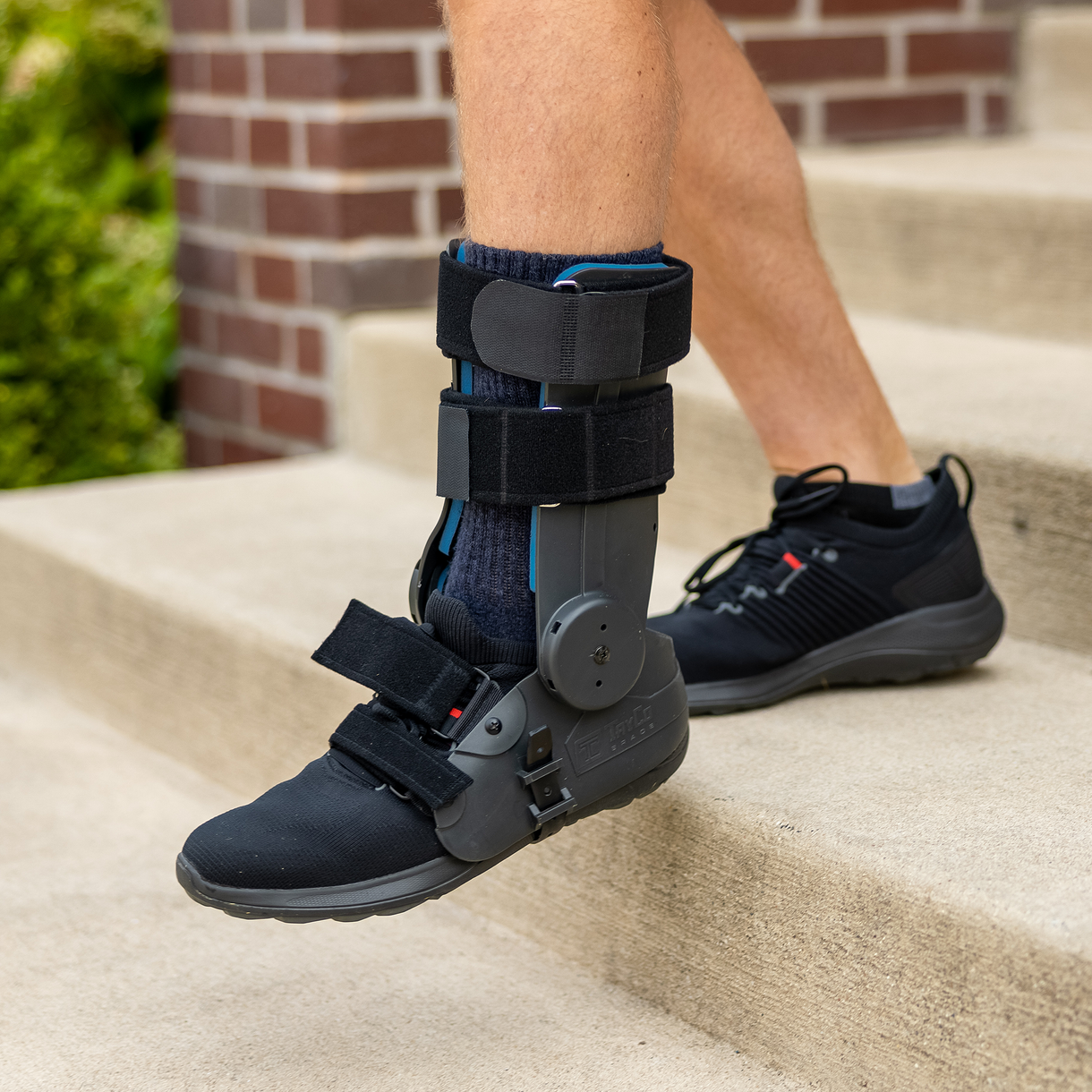 CAM Walking Boot Alternative - TayCo Acute XAB Brace – TayCo Brace